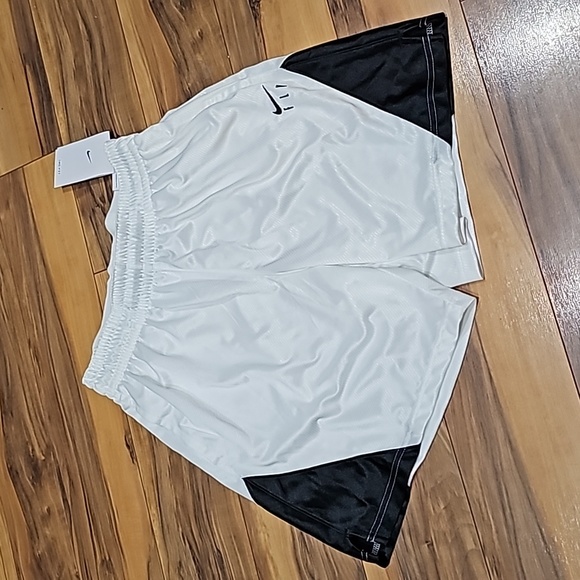 Nike | Shorts | Nike Drifit Womens Small Basketball Shorts New With ...